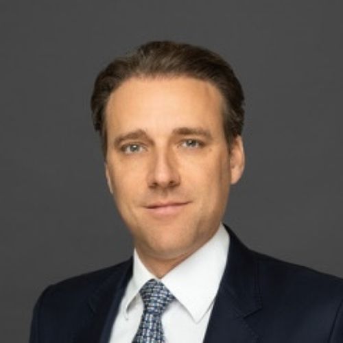 Florian Dausend wechselt am 17.09.2025 von WELLENSIEK Rechtsanwälte und ...